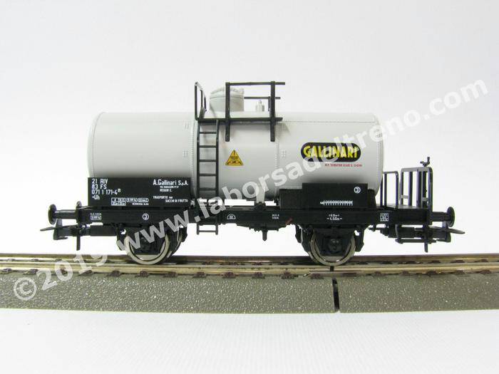 Roco - 76303 Carro cisterna a due assi FS tipo Uh, per trasporto succhi ...