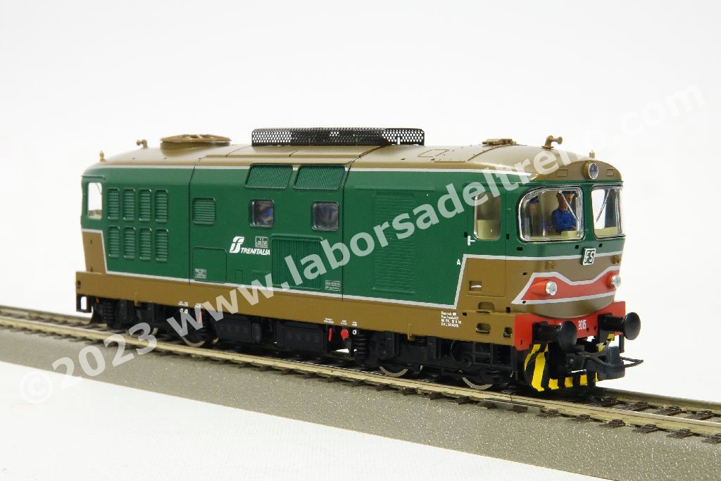 Roco - 73002 Locomotiva diesel FS Trenitalia D 343 2015, livrea verde/isabella, logo Trenitalia ...