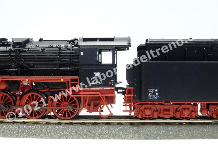 Trix - 22983 Locomotiva a vapore DB Br 44 1746 con tender ad olio, logo ...