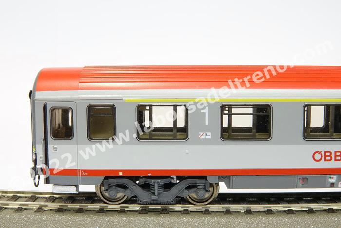 Roco - 45352 carrozza passeggeri RIC-Z2 OBB tipo eurofima di 1^classe ...
