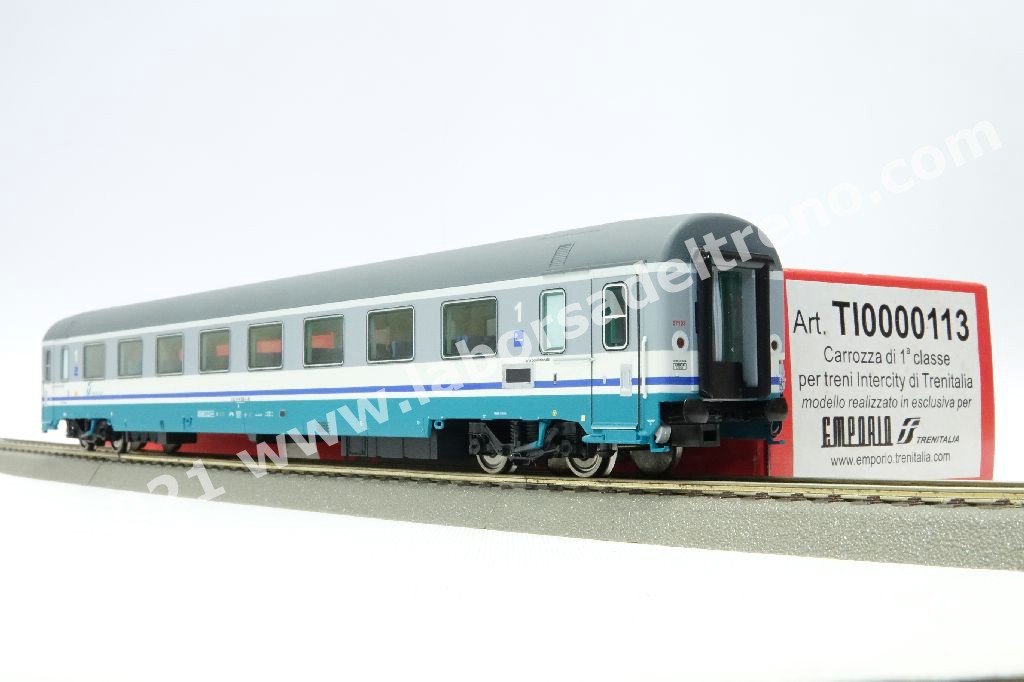 Acme - TI0000113 Carrozza di 1a cl. FS di tipo Gran Confort ... Acme - TI0000113 Carrozza di 1a cl. FS di tipo Gran Confort ...