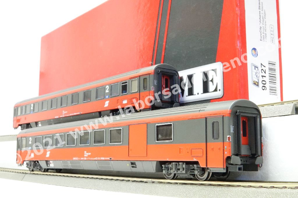 Acme - 90127 Set 3 EC Johann Strauss delle OBB con una 2a cl. e una 2a cl. tipo EC89 con ...