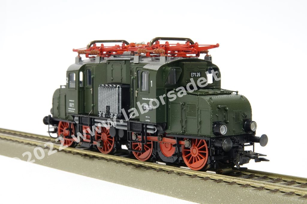 Marklin - 39771 Loco el. E 71.1 delle DB, livrea verde, ep. III ...