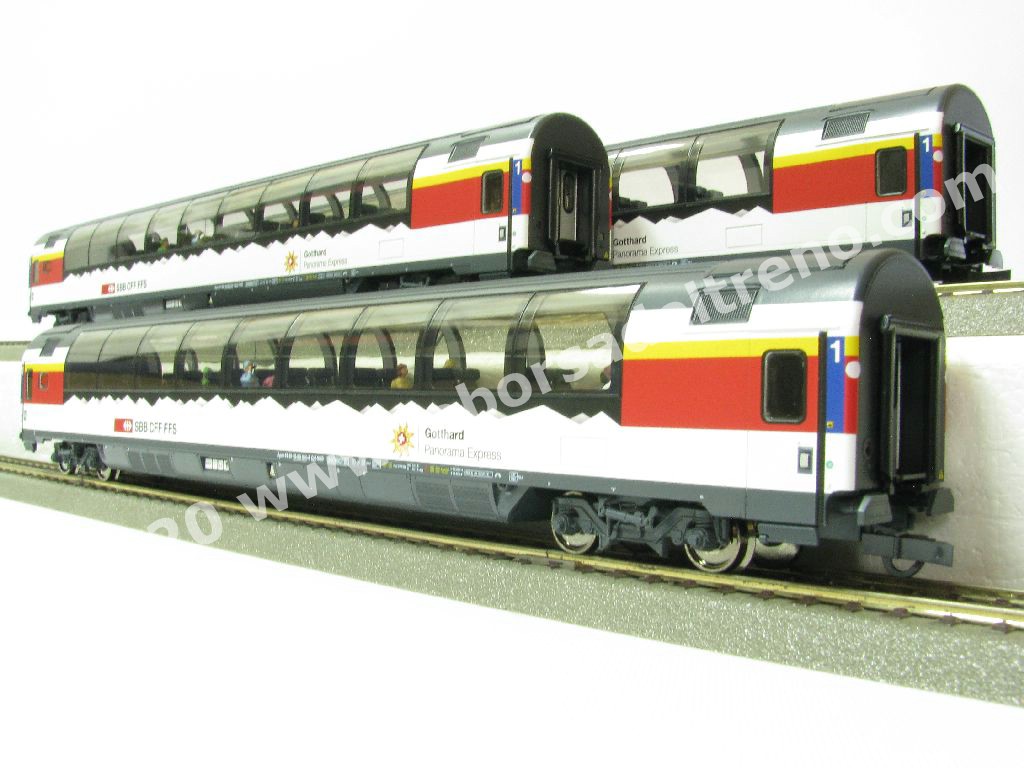 Roco - 74081 Set tre carrozze panoramiche SBB di 1° cl., livrea 'Gotthard-Panorama Express ...