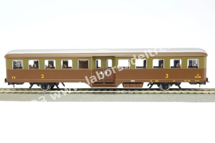 Rivarossi - HR4147 Carrozza corbellini a 2 assi di 3a cl. FS, livrea ...