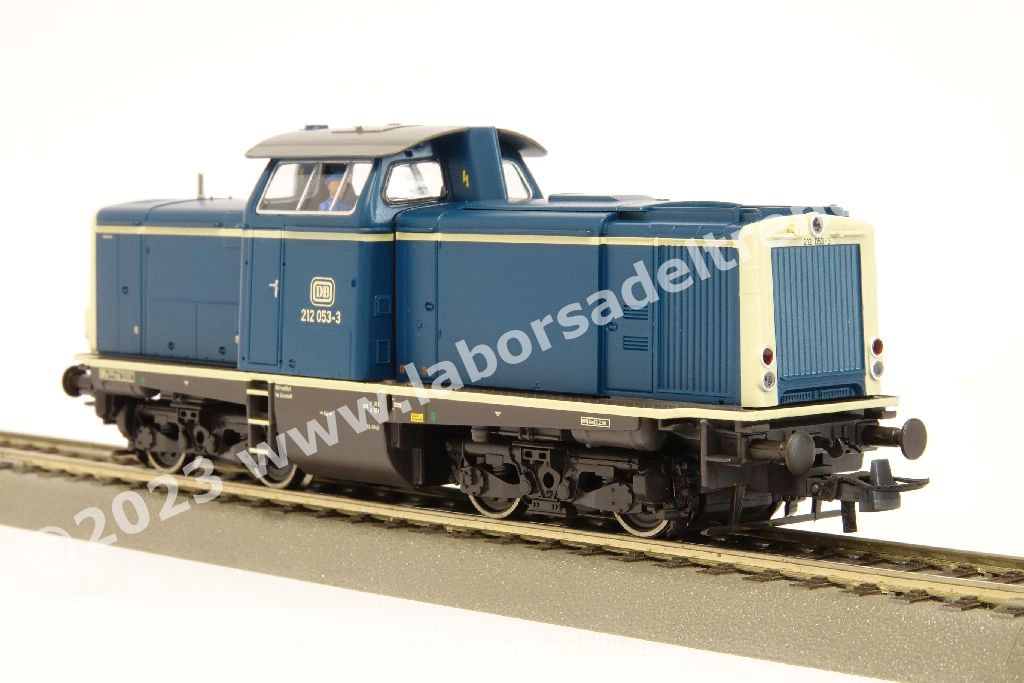 Roco - 52538 Locomotiva diesel DB Br 212, livrea blu oceano con fascia ...