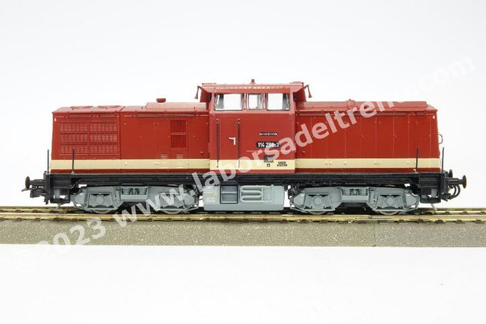 Roco - 70811 Locomotiva diesel DR Br 114, livrea bourdeaux con fascia ...
