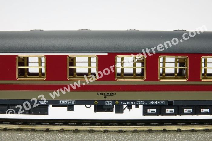 Roco - 44737 Carrozza FS tipo X di 1a/2a cl., livrea grigio/rosso fegato, logo inclinato, ep. V