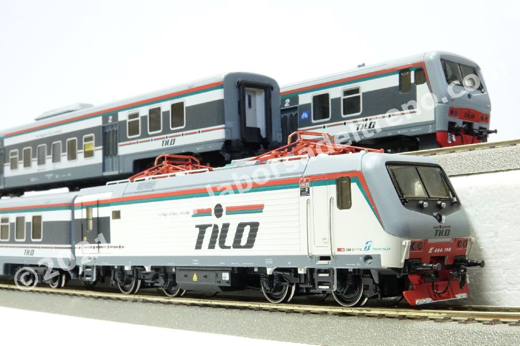 Acme - 70005 Treno regionale TILO con locomotiva E 464, 2 carrozze e ...