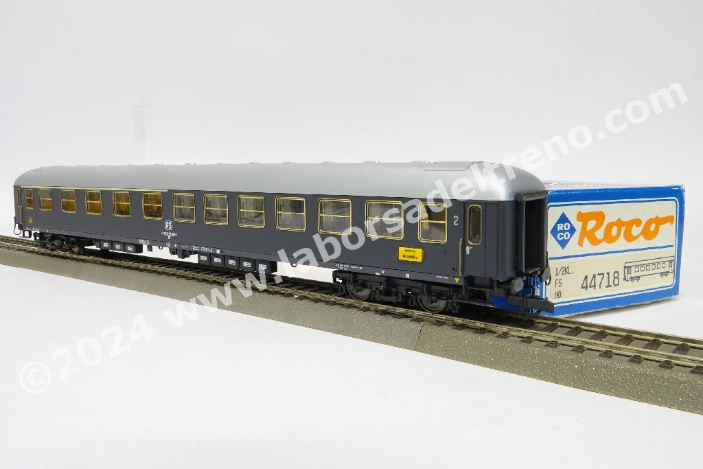 Roco - 44718ILL Carrozza a scompartimenti FS tipo X mista 1a/2a cl ...