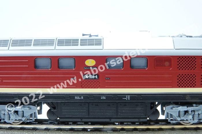 Piko - 59740 Locomotiva diesel DR Br 130, livrea bordeaux/crema, epoca IV