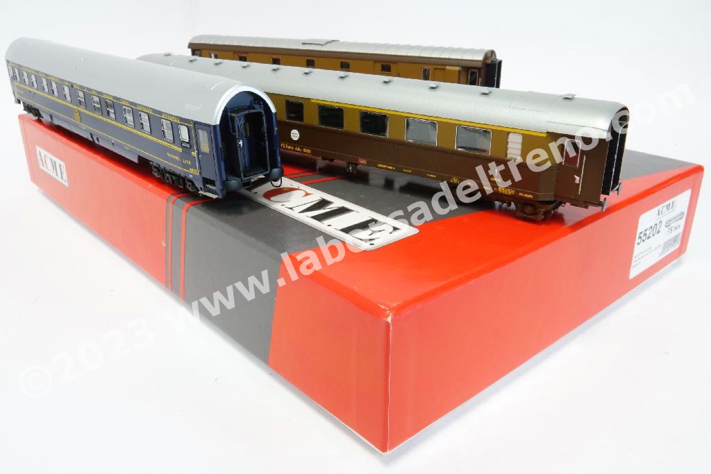 Acme - 55202 Set A direttissimo 'Treno del Sole'. Bagagliaio Duz 95000 ...