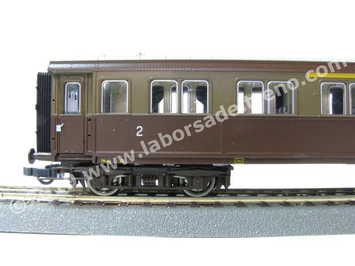 Roco - 45695 CARROZZA TIPO 1921 DI 1^ CLASSE LIVREA CASTANO/ISABELLA EP ...