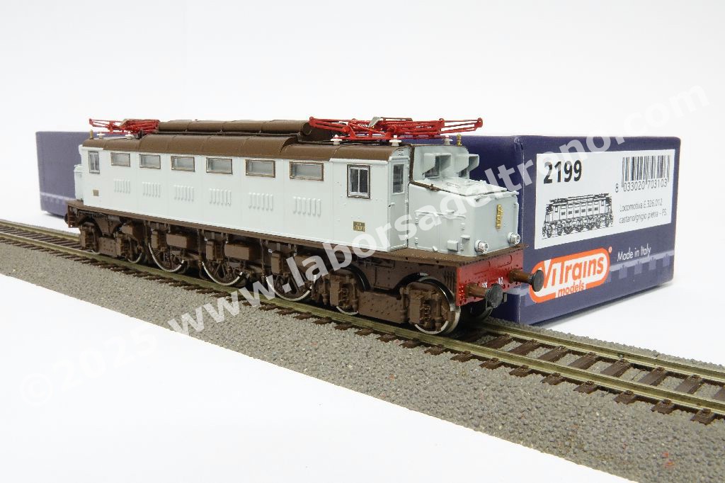 Vitrains - 2199 Loco el. E 326 012 delle FS, livrea grigio pietra ...