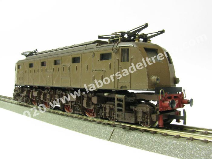 Rivarossi - 1446 locomotiva elettrica FS E 428 241, terza serie, epoca III