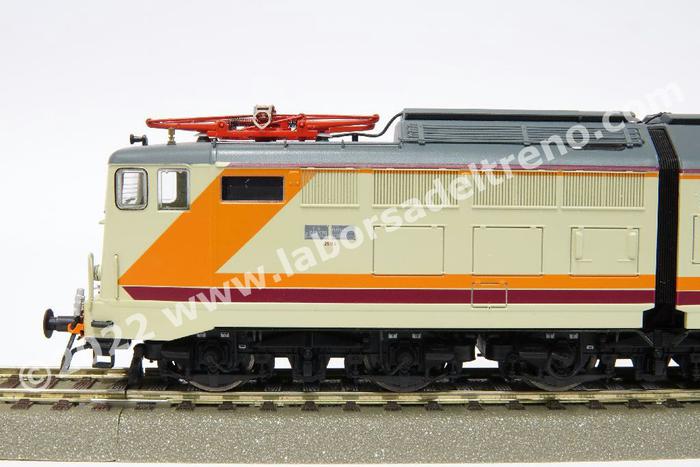 Acme - 60135 Loco elettrica E 646 129 FS, livrea navetta, ep. V