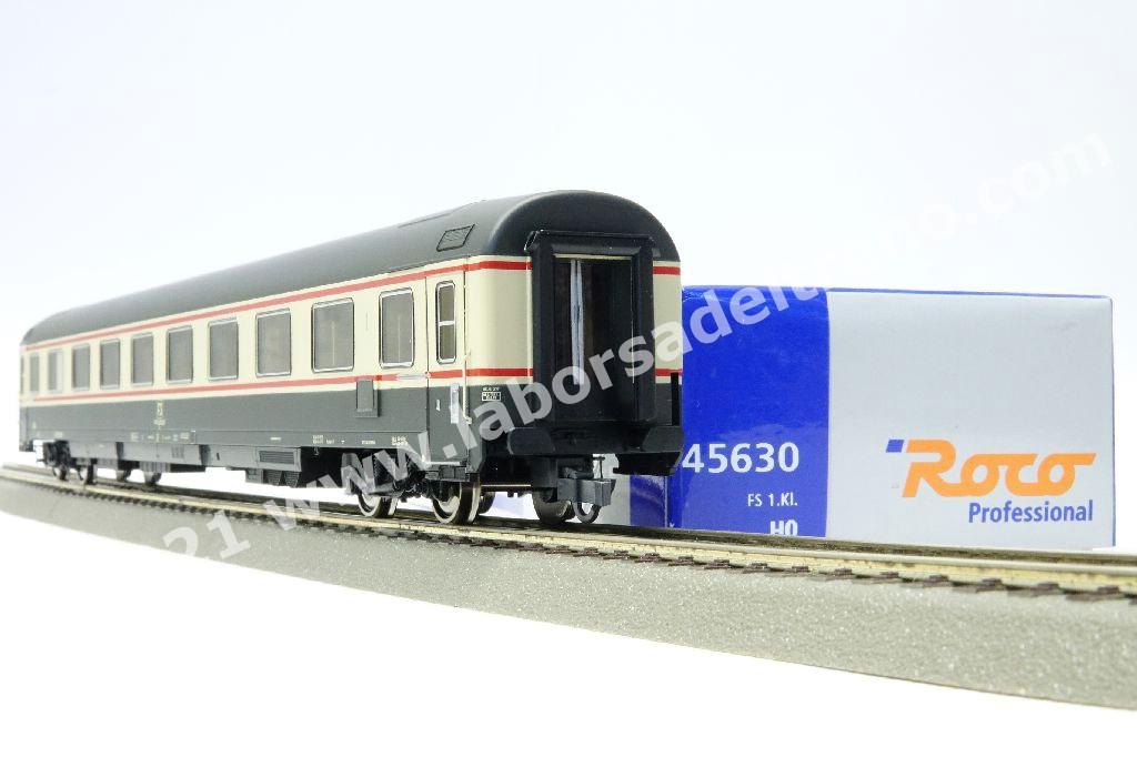 Roco - 45630 Carrozza tipo Gran Confort di 1a cl. FS, livrea Gran ...