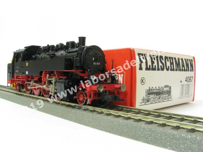 Fleischmann - 4087 Locotender Br 86 184 delle DR, ep. III