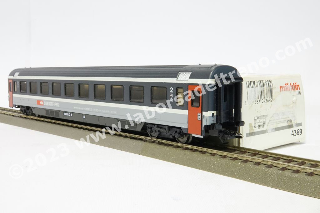 Marklin - 4369 Carrozza tipo EC di 2a cl. SBB, livrea EC con porte ...