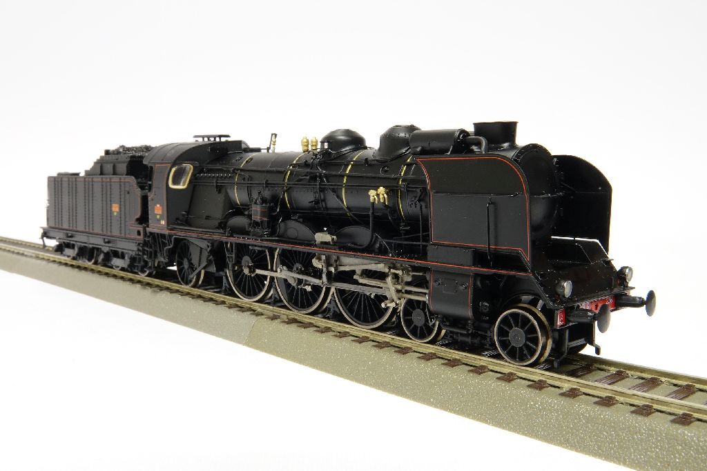 Ree modeles - MB-135 Vaporiera 231G 236 della SNCF, deposito di Reims ...