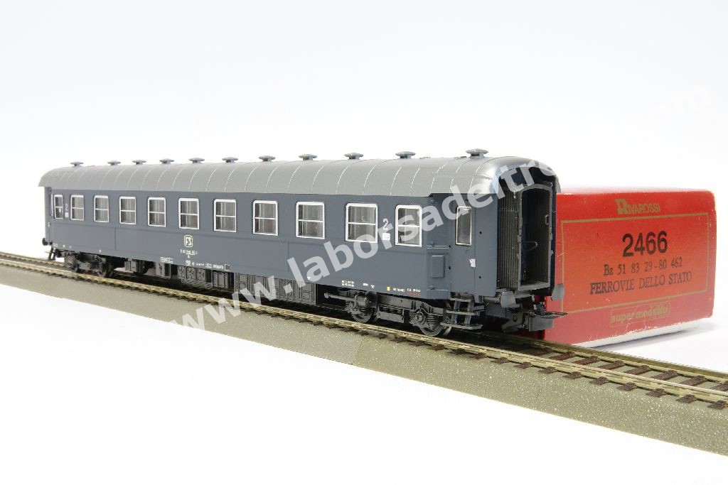 Rivarossi - 2466 Carrozza tipo 1959 di 2a cl., livrea grigio ardesia ...
