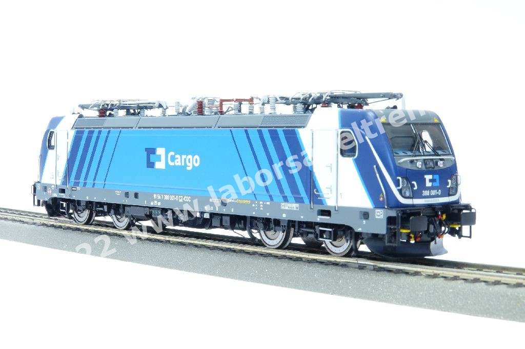 Acme - 60566 Locomotiva elettrica CD Cargo Br 388 001 'TRAXX MS 3', livrea blu con fasce azzurre ...