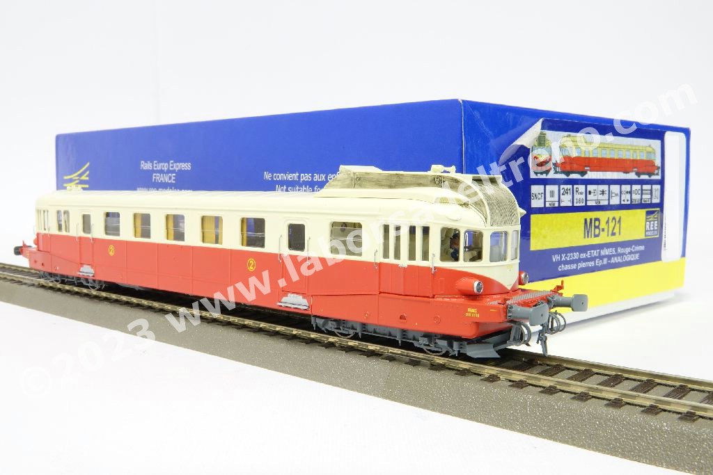 Ree modeles - MB-121 Automotrice X2330 ex ETAT delle SNCF, livrea rosso ...