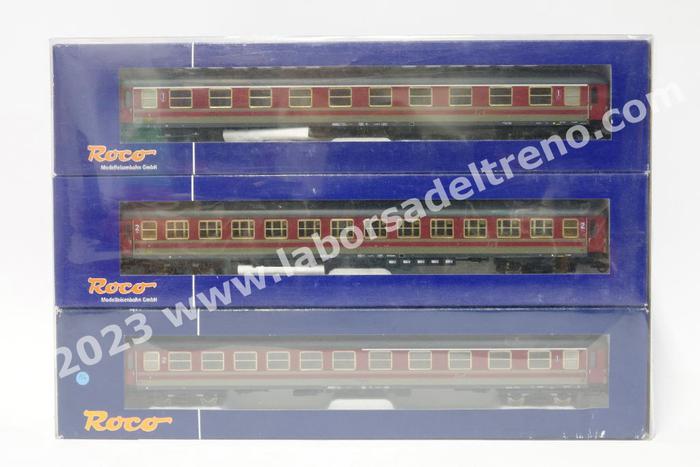 Roco - 64038 Tris carrozze FS tipo X con una 1a cl., una mista 1a/2a cl. e una 2a cl., livrea ...