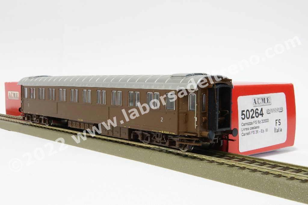 Acme - 50264 CARROZZA DI 2A CL. TIPO 32000 LIVREA CASTANO EP. III