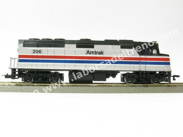Spectrum - 87002 Loco diesel FP40 PH della Amtrak