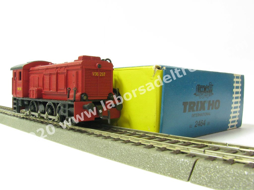 Trix - 2464R Loco diesel da manovra V36 257 delle DB, livrea rossa con ...