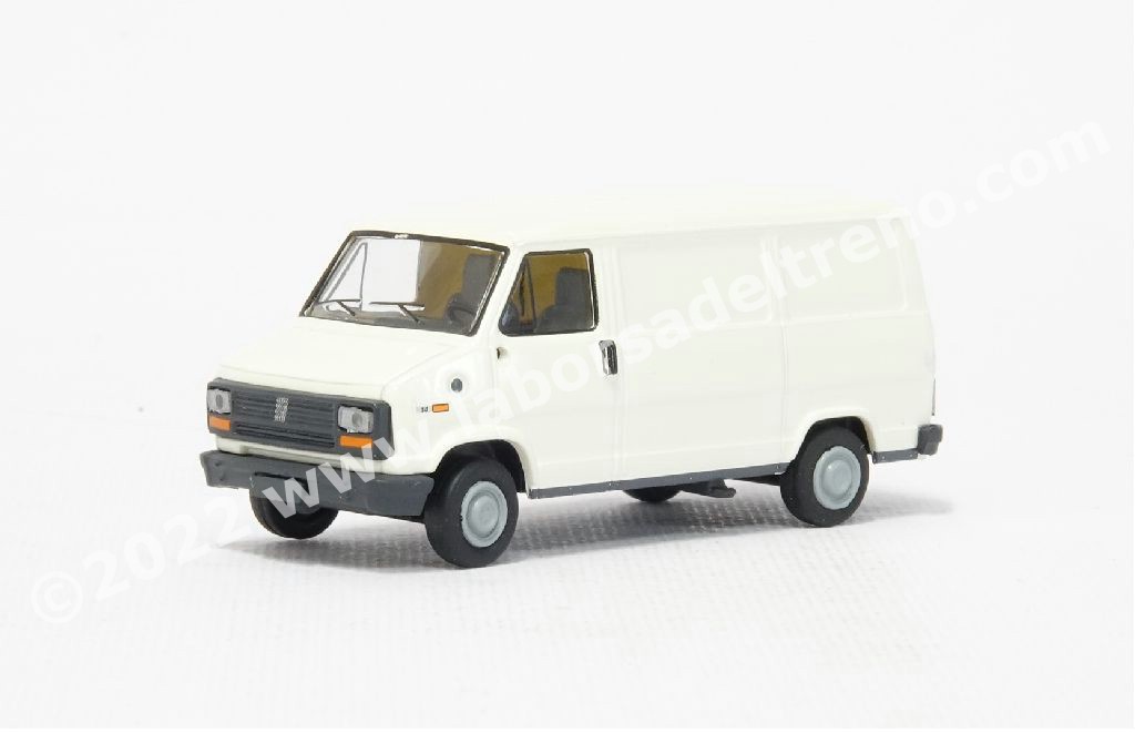 Brekina - 34916 Furgone Fiat Ducato Van bianco - Scala 1:87