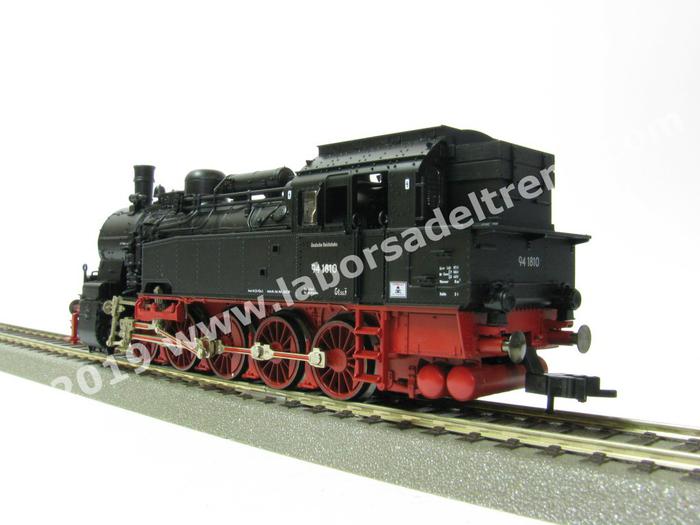 Fleischmann - 4092 Locotender Br 94 1810 delle DR, ep. III