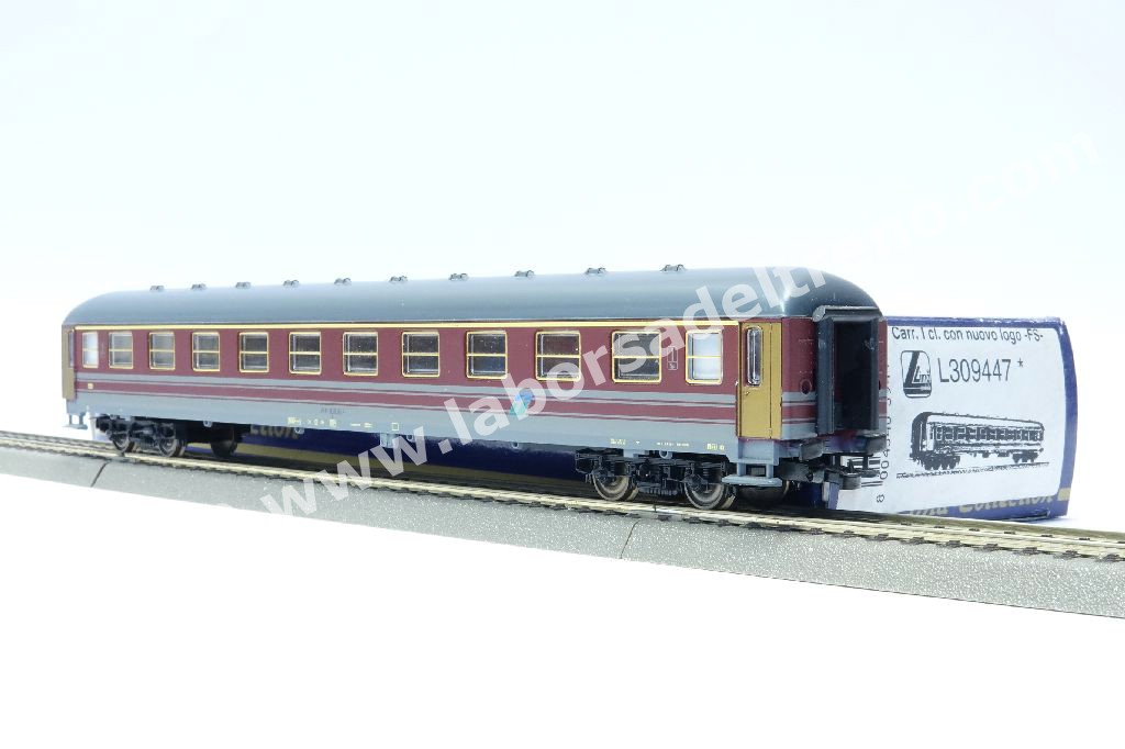 Lima - 309447 carrozza di 1° cl. UIC-X FS, livrea rosso fegato, logo ...