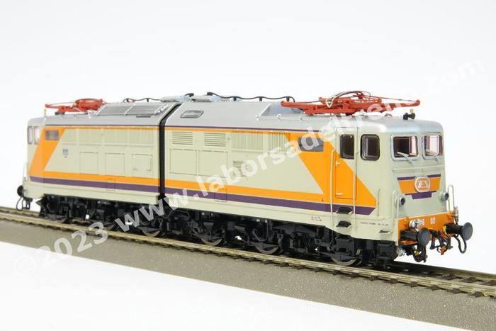 Acme - 60595 Locomotiva elettrica FS E646 081 'Navetta', dep. Milano Smistamento, livrea MDVC ...