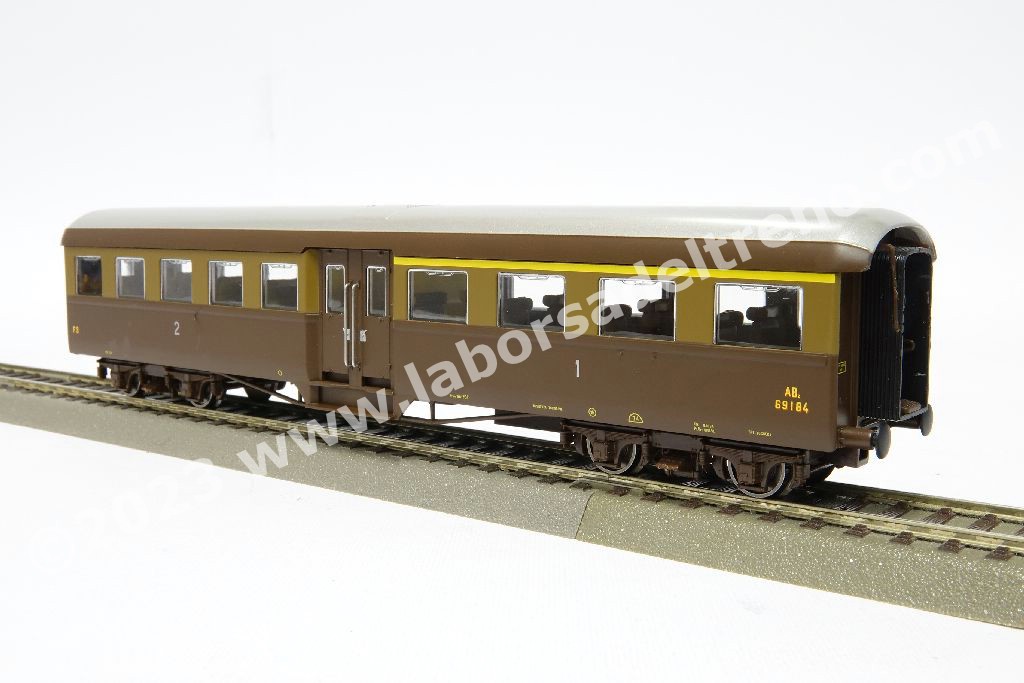 Os.kar - 3360 Carrozza a carrelli FS Italia tipo corbellini mista 1°/2 ...