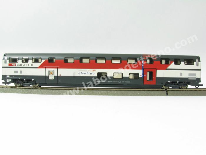 Roco - 45470 Carrozza ristorante IC 2000 FFS