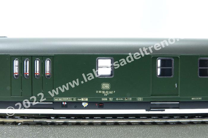 Acme - 52200 Bagagliaio a carrelli DB tipo Dm 903, con carenature ...