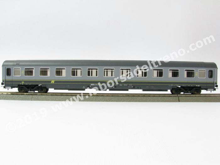 Lima - 309506 Carrozza tipo Z1 di 2a cl. FS, livrea bigrigio con ...
