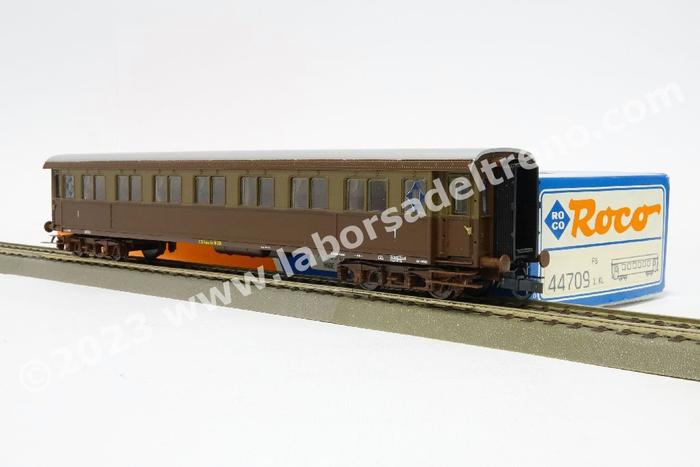Roco - 44709 carrozza FS tipo 21000, 1a classe, Az 10 004, livrea ...