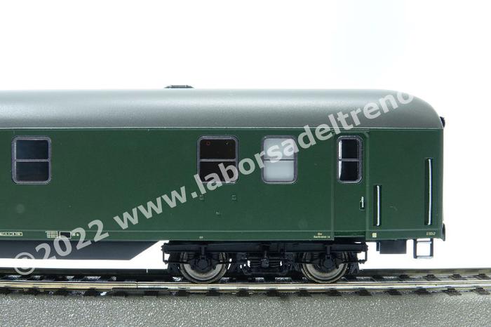 Acme - 52200 Bagagliaio a carrelli DB tipo Dm 903, con carenature ...