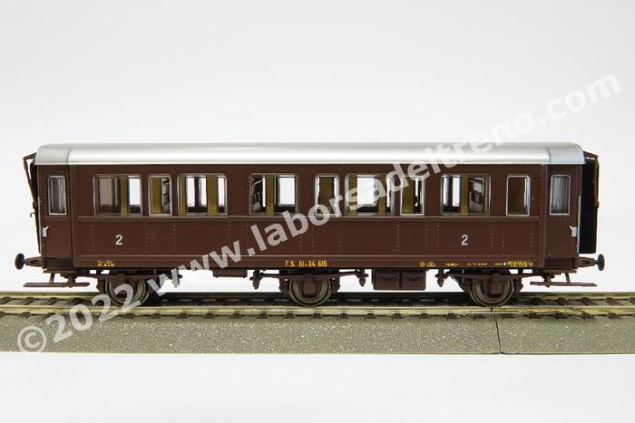 Acme - 55282 Set di due carrozze a tre assi del Tipo 1931R formato da ...