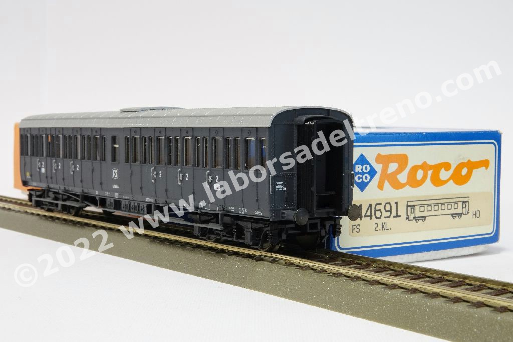 Roco - 44691 carrozza FS tipo centoporte, 2a classe, livrea grigio ...