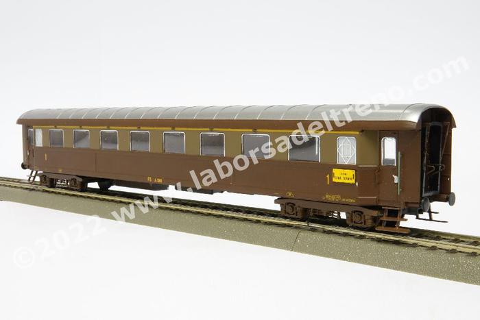 Acme - 16222 carrozza passeggeri FS, Az 13000, liverea castano/Isabella ...