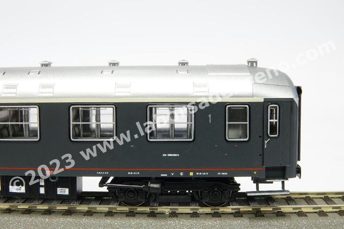 Acme - 55228 Set di 3 carrozze FS con filetto rosso per Treni Rapidi ...