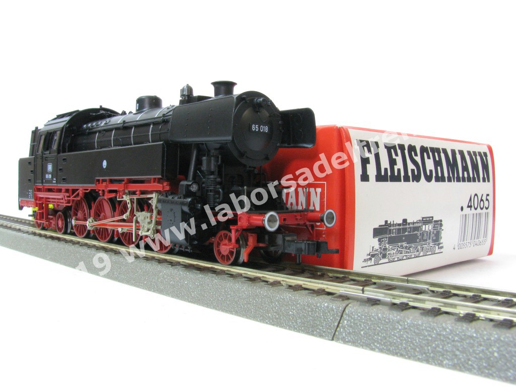 Fleischmann - 4065 Locotender pesante Br 65 018 delle DB, ep. III