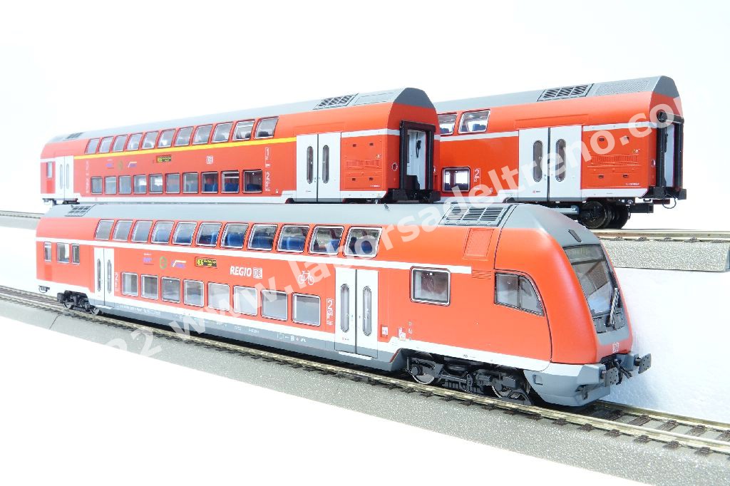 Roco - 74146 Set tre carrozze a due piani DB AG di cui una pilota di 2 ...