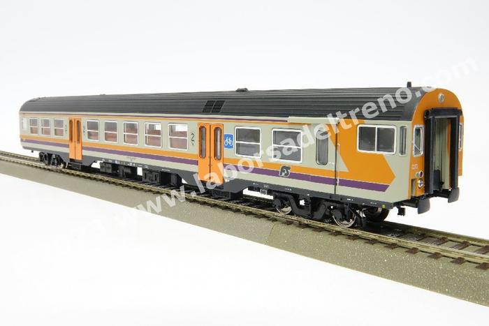 Vitrains - 3135 Carrozza semipilota passante di 2° classe MDVC, logo ...