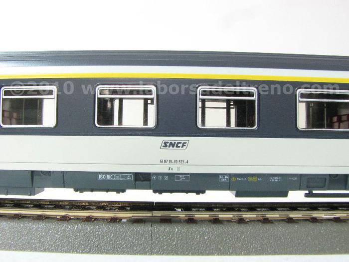 Roco - 64018 Set 3 carrozze corail a compartimenti A9u + 2xB11u delle ...