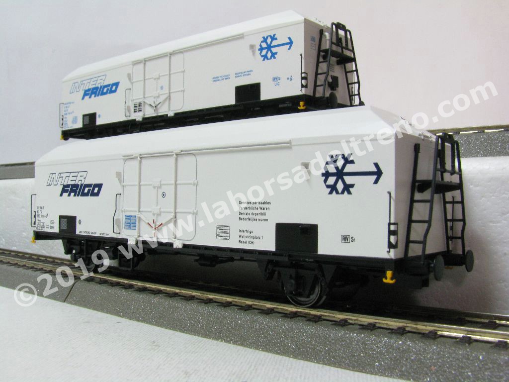 Acme - 45059 Coppia carri isotermici Interfrigo delle FS, livrea bianca, ep. IV/V